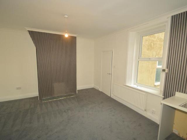 1 bedroom ground floor flat to rent
