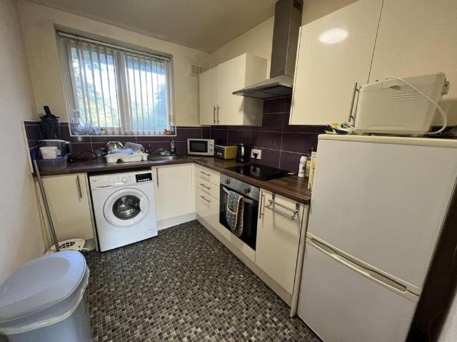 1 bedroom ground floor flat to rent