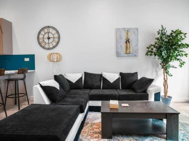 1 bedroom ground floor flat to rent