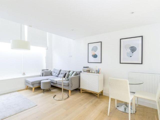 1 bedroom ground floor flat to rent