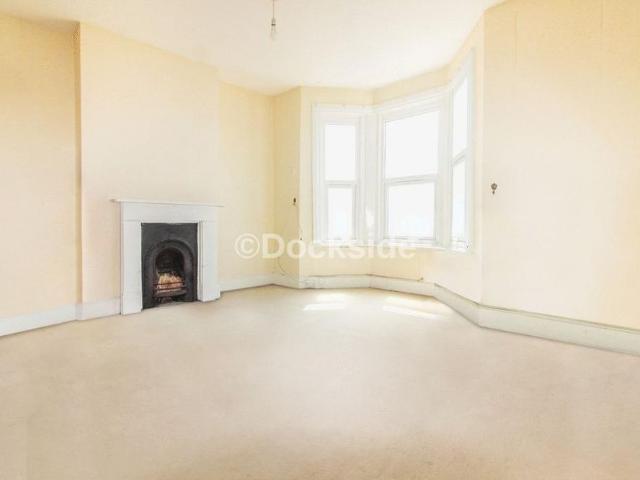 1 bedroom ground floor flat to rent