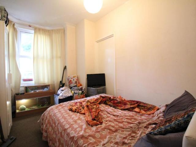 1 bedroom ground floor flat to rent