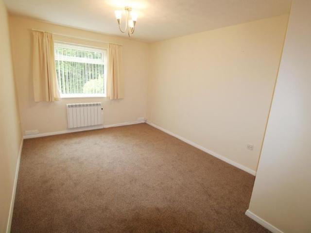 1 bedroom ground floor flat to rent