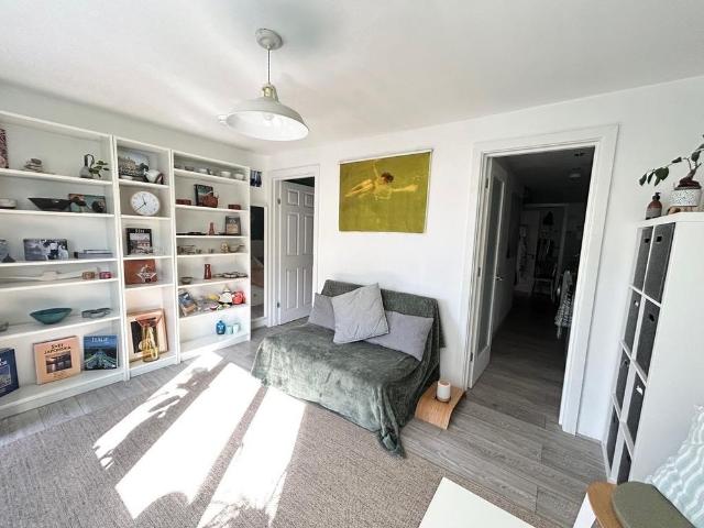 1 bedroom ground floor flat to rent