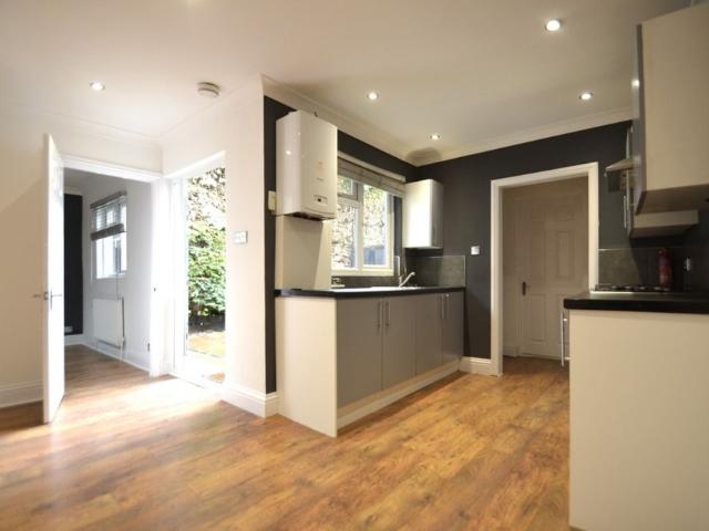 1 bedroom Ground floor flat to rent