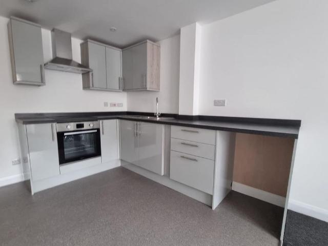 1 bedroom ground floor flat to rent