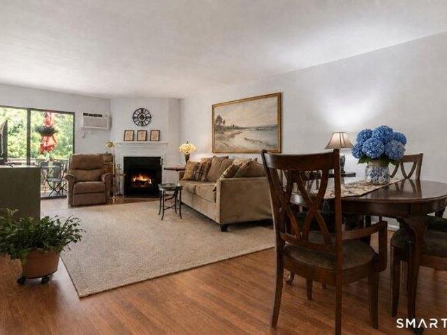 1 bedroom, Guilford CT 06437 104831900
