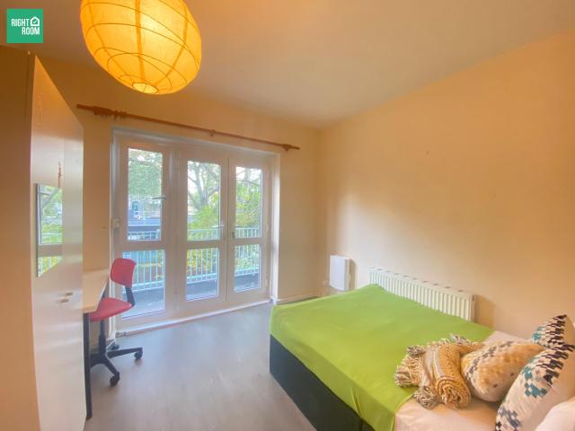 1 bedroom Double room to let Room 3, Augustus House NW1 3TB
