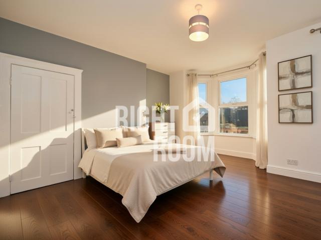 1 bedroom Double room to let Room 1, York Road, Aldershot GU11