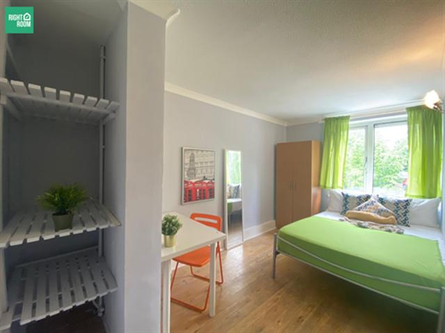1 bedroom Double room to let Room 7, Goodinge Close, London N7