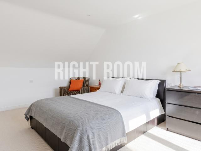 1 bedroom Double room to let Room 5, Fluellen Place, Bicester, OX26 3ZE