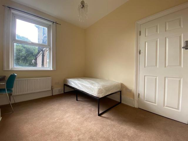 1 bedroom double room to rent