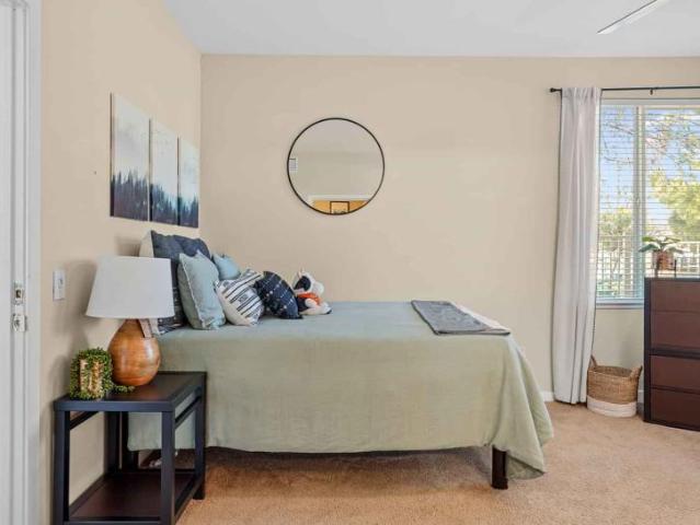 1 bedroom, Davis Davis 97662200