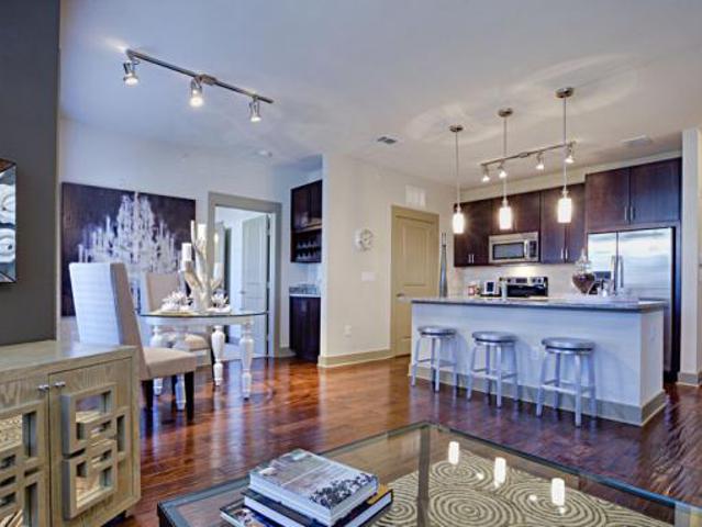 1 bedroom, Dallas TX 75206 77114964