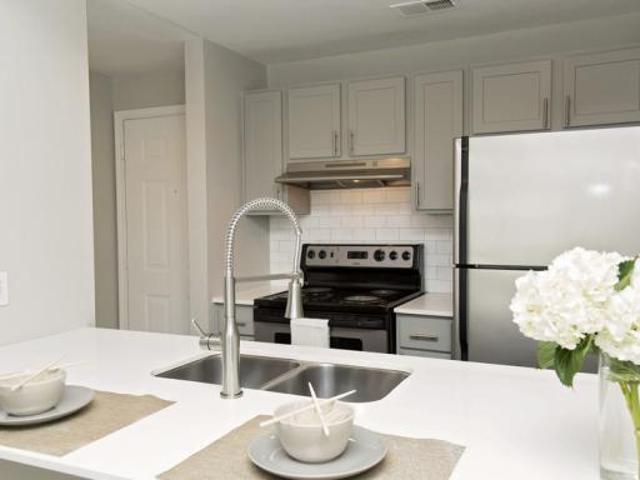 1 bedroom, Dallas TX 75214 LS77115110