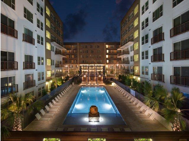 1 bedroom, Dallas TX 75219 78328796