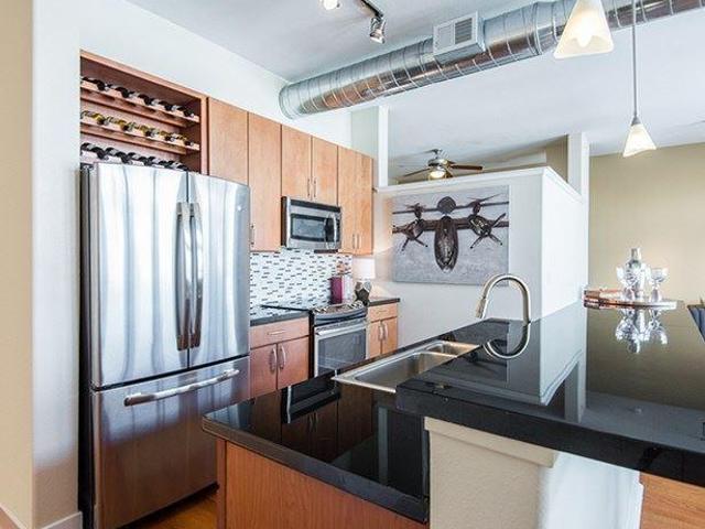 1 bedroom, Dallas TX 75219 80311895