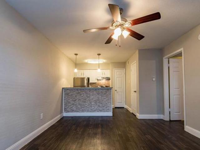 1 bedroom, Dallas TX 75230 77116096