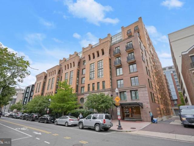 1 bedroom, DC DC 102579068