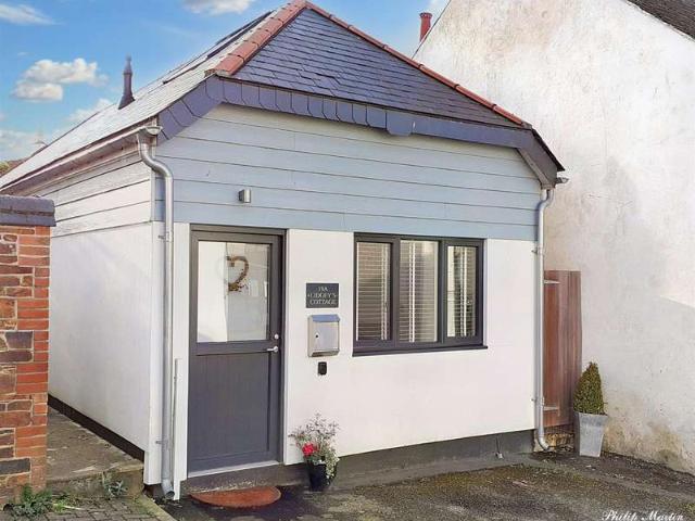 1 Bedroom Detached Bungalow