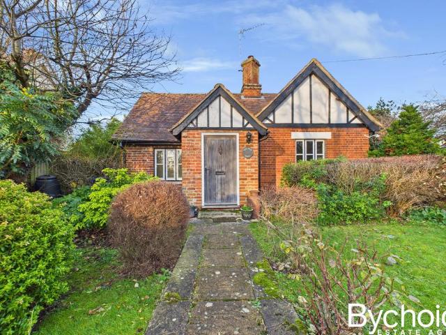 1 bedroom detached bungalow for sale