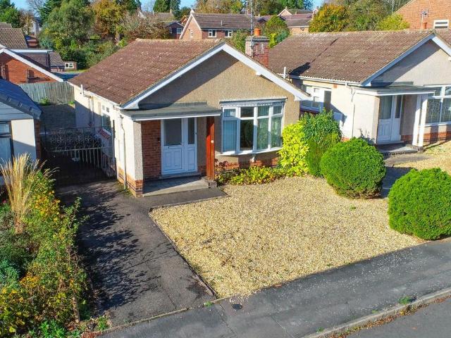 1 bedroom detached bungalow to rent
