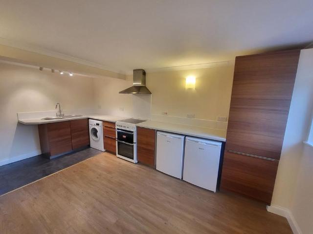 1 bedroom detached bungalow to rent