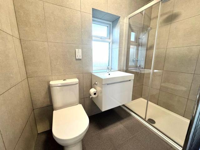 1 bedroom detached bungalow to rent