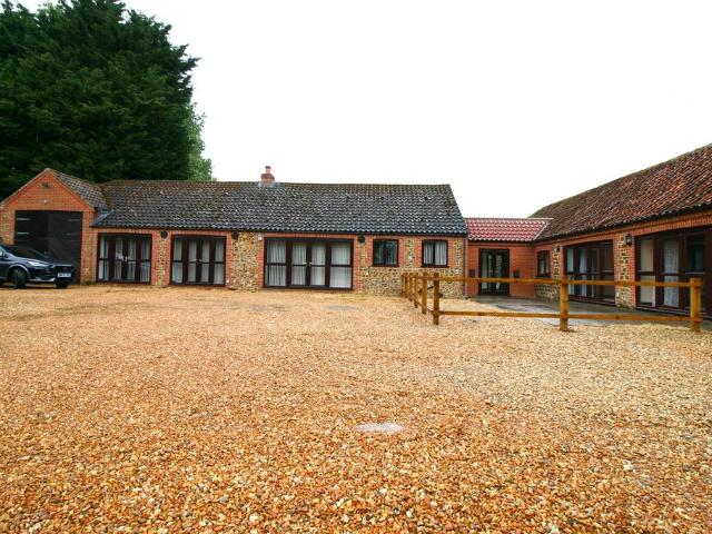 1 bedroom detached bungalow to rent