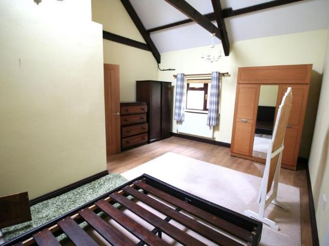 1 bedroom detached bungalow to rent