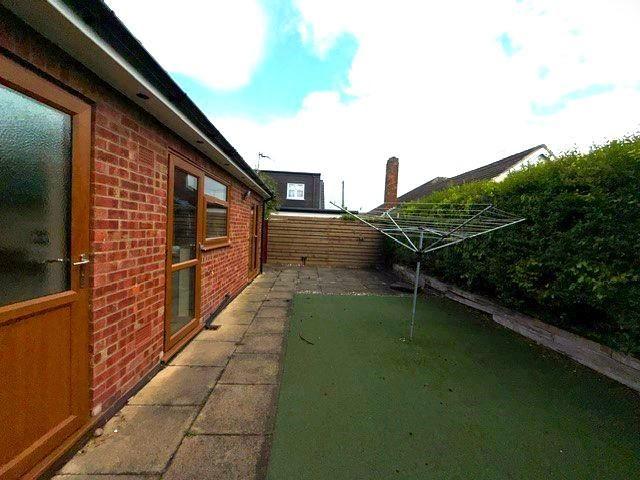 1 bedroom detached bungalow to rent