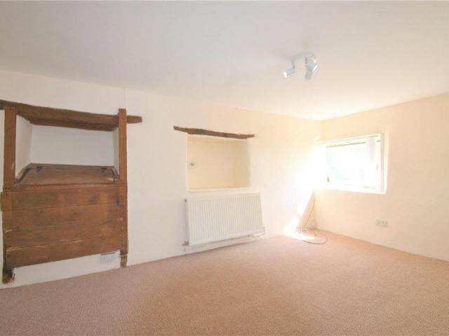 1 bedroom detached bungalow to rent
