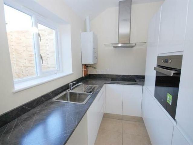 1 bedroom detached bungalow to rent