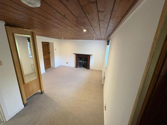 1 bedroom detached bungalow to rent
