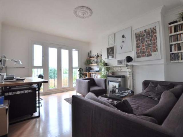 1 Bedroom Flat