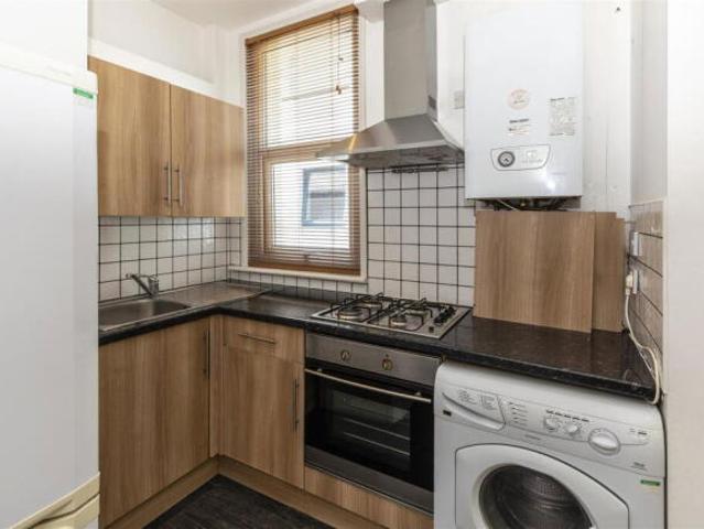 1 bedroom detached house for rent in 32 Stourcliffe Avenue, Bournemouth, BH6 3PT, BH6