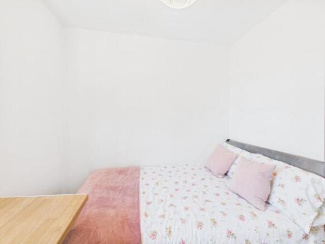 1 bedroom detached house for rent in 499 Dereham Road NR5 8TA, NR5