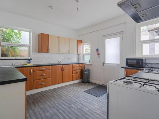 1 bedroom detached house for rent in 49 Walpole Road, Bournemouth, BH1 4HB, BH1