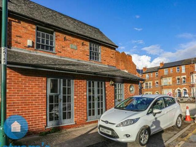 1 Bedroom Detached House For Rent In Ashbourne Street