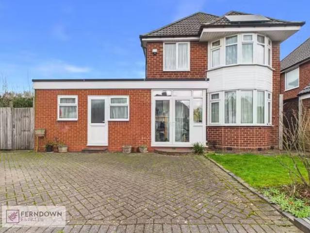 1 bedroom detached house for rent in Little Pitts Close, Pype.