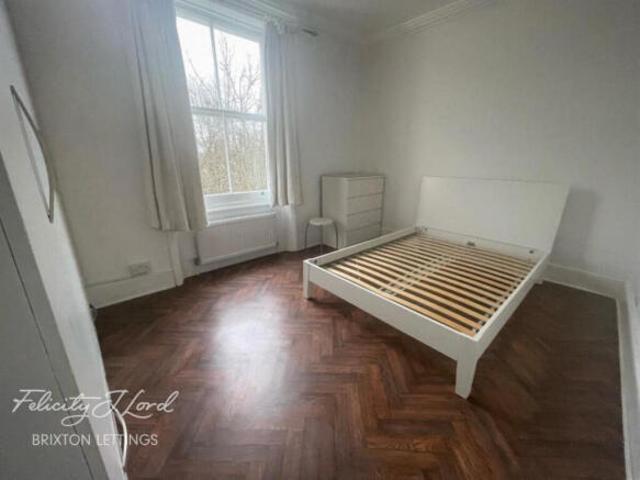 1 bedroom detached house for rent in Moorland Road, London, SW9