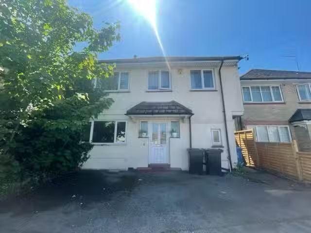 1 bedroom detached house for rent in Princess Road, Bournemout.