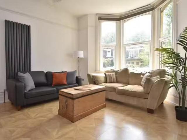 1 bedroom detached house for rent in Rooms, Cromwell Road, St.