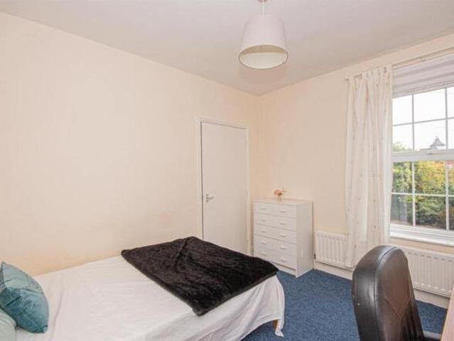 1 bedroom detached house for rent in Russell Terrace, Leamington Spa, CV31