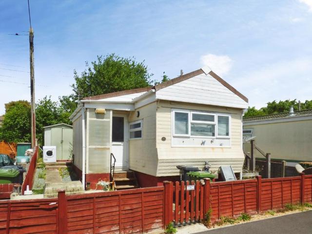 1 bedroom detached house for sale