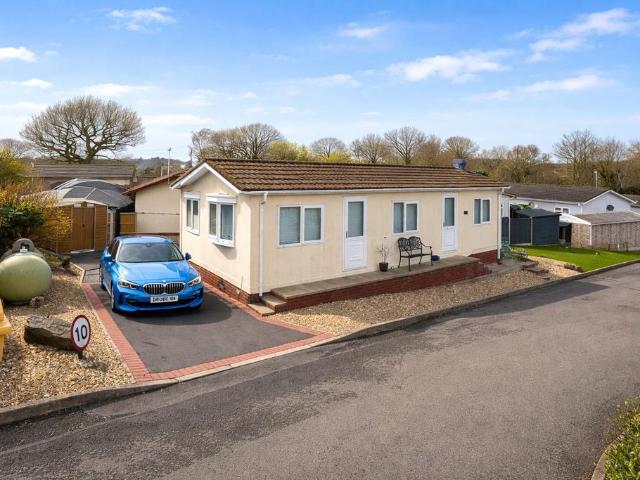 1 bedroom detached house for sale