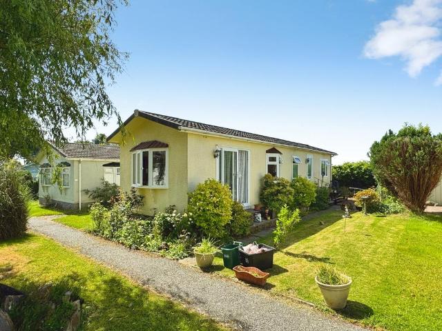 1 bedroom detached house for sale