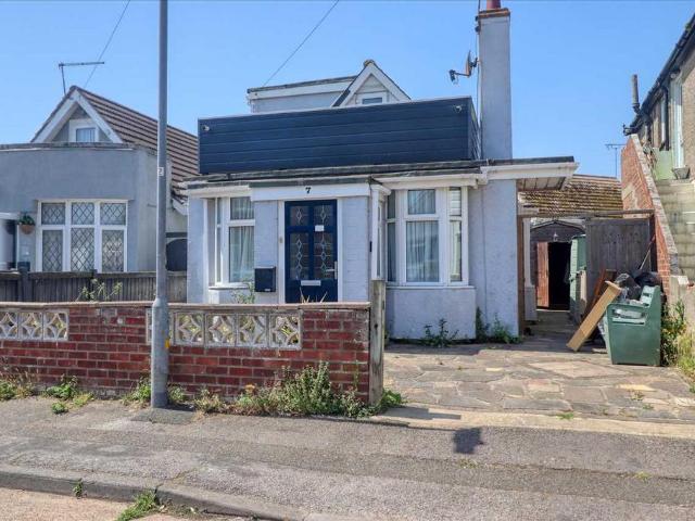 1 bedroom detached house for sale