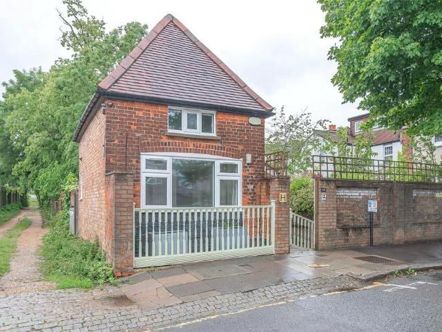 1 bedroom detached house for sale