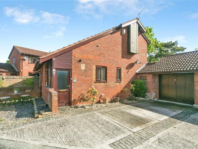 1 bedroom semi detached house for sale
